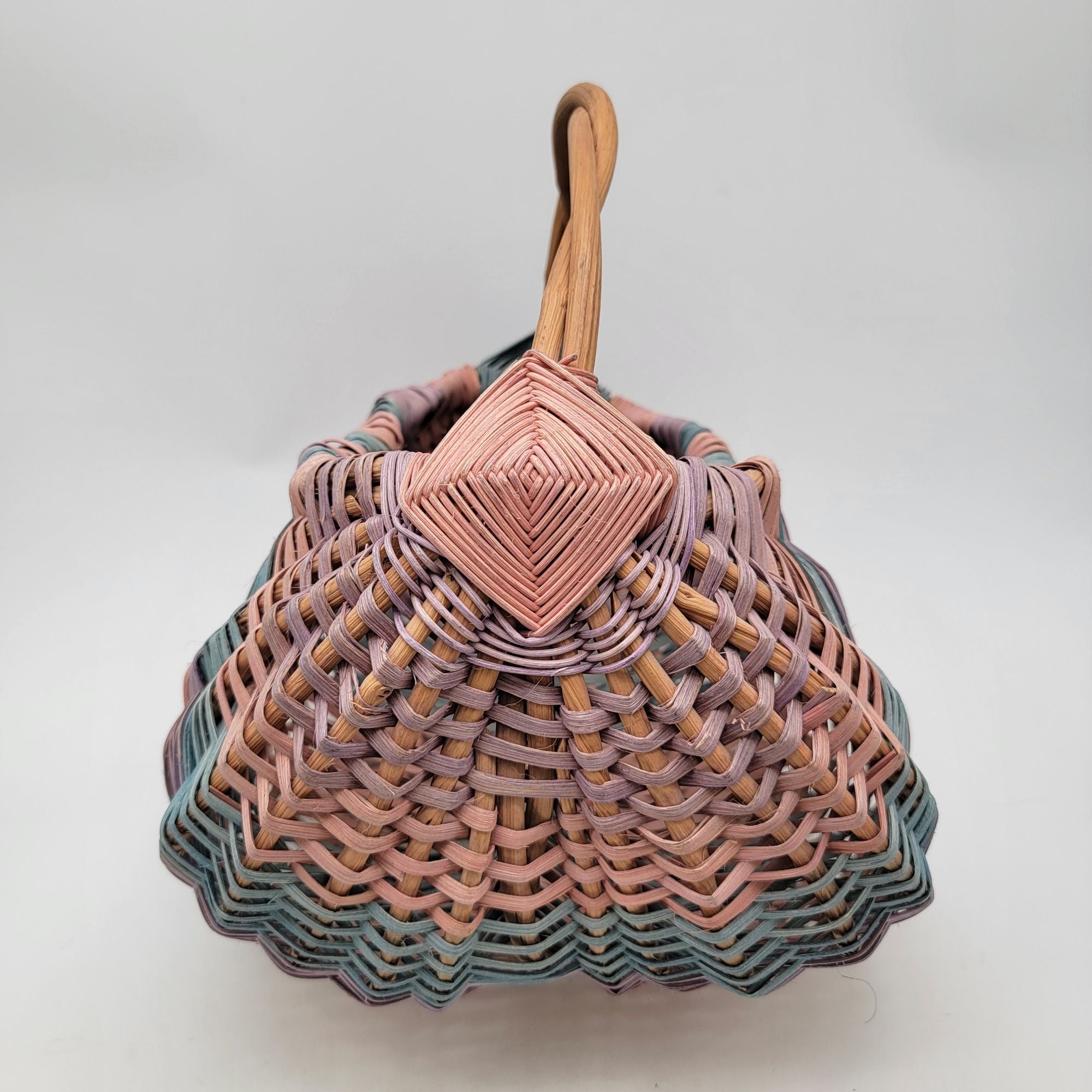 Large Tricolor Woven Butt Basket With Gods Eye Design & Vine Handle ...